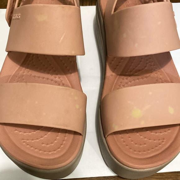 CROCS | Shoes | Crocs Tan And Pink Sandals With Modern Design | Poshmark